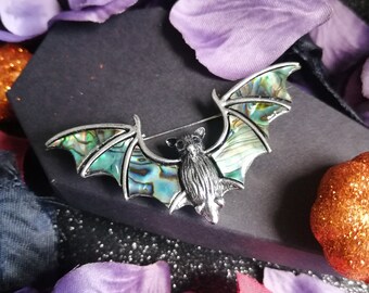 Bat Brooch - Etsy