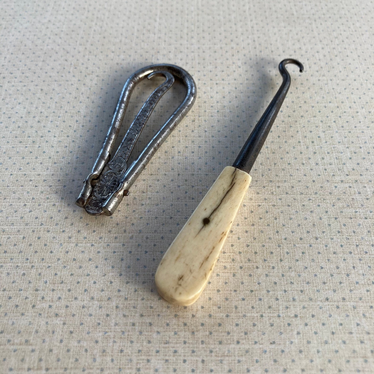 Victorian Button Hook Glove Hook Bone Handle Costumier Vintage Antique ...