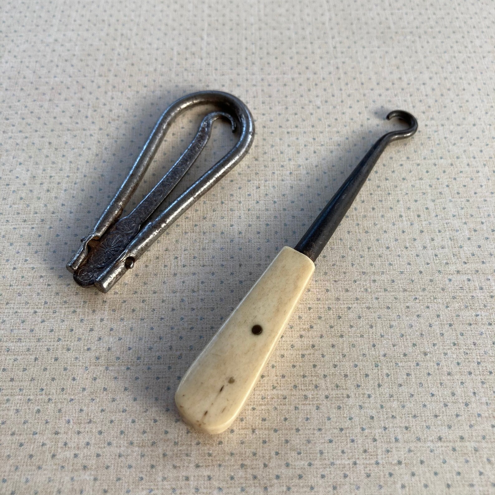 Victorian Button Hook Glove Hook Bone Handle Costumier Vintage Antique ...