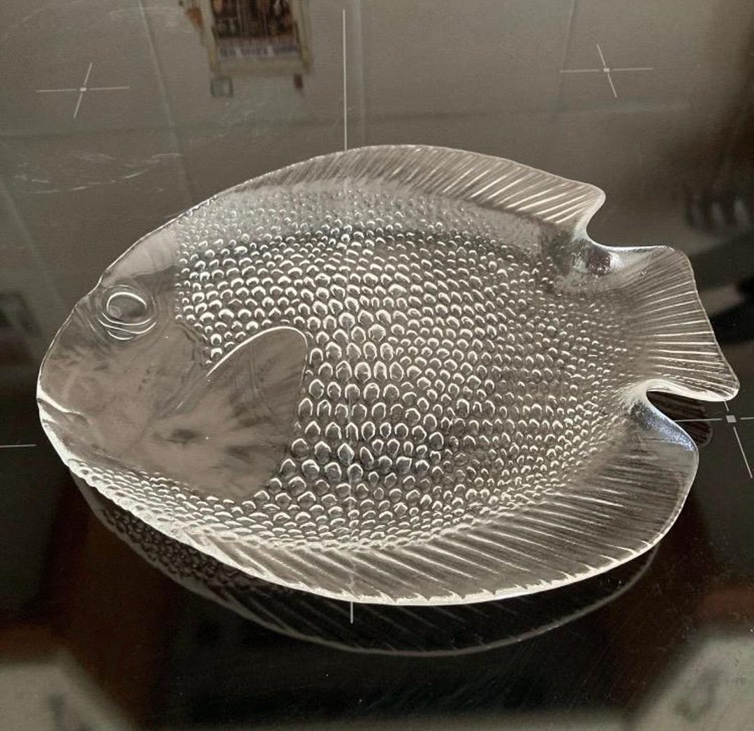 Arcoroc Glass Fish Plate Party Platter Shaped Dish Fishing Fisherman ...
