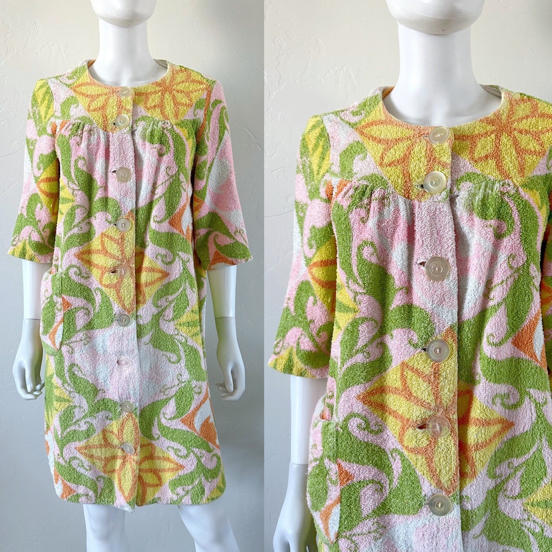 Vintage 60's 70's Terry Cloth Psychedelic Colorful Button Front Cover ...