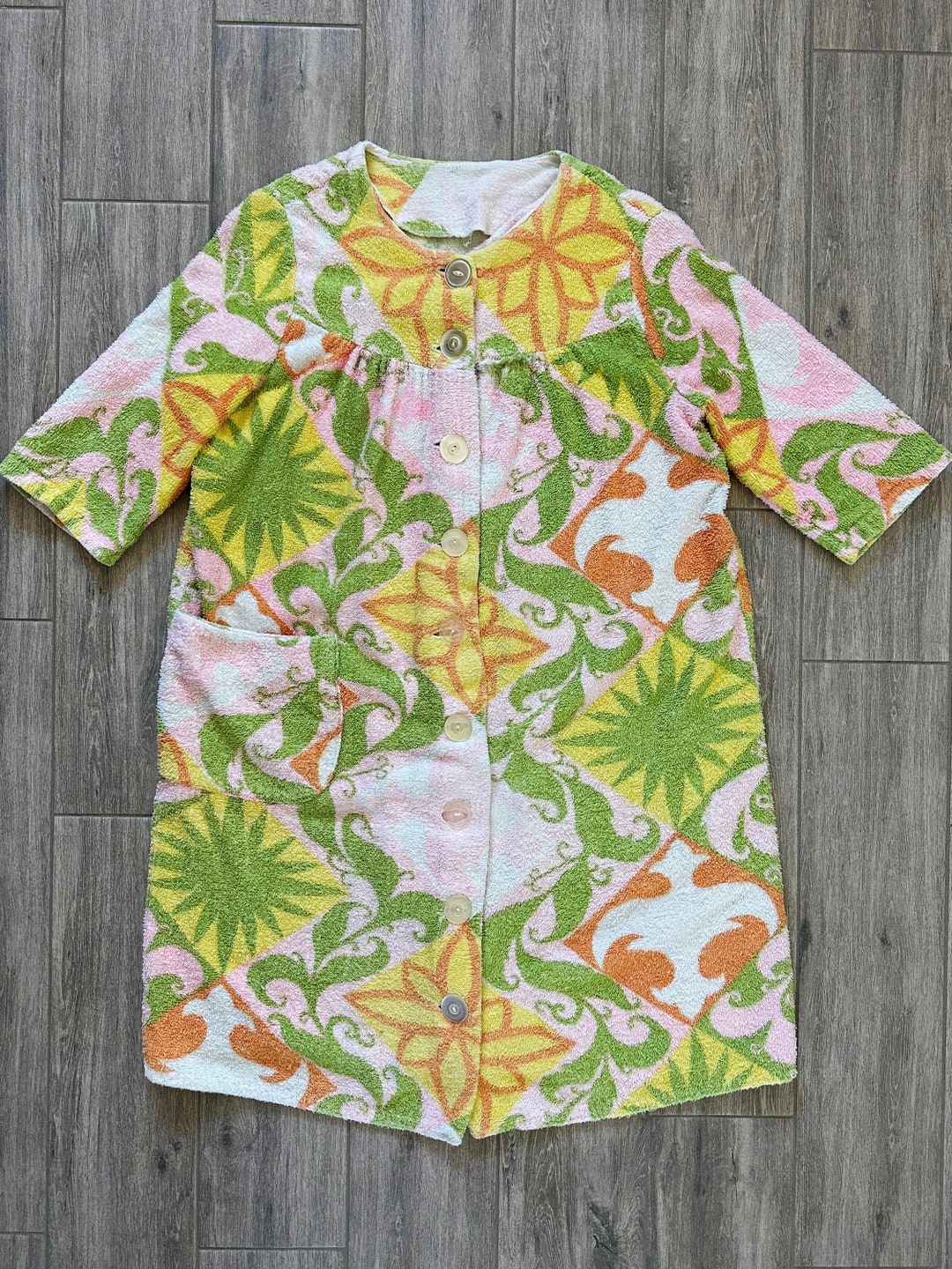 Vintage 60's 70's Terry Cloth Psychedelic Colorful Button Front Cover ...