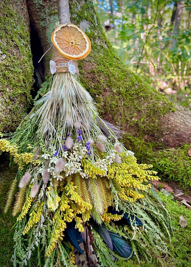 Handcrafted Witch's Besom - Custom Botanical Broom - Etsy