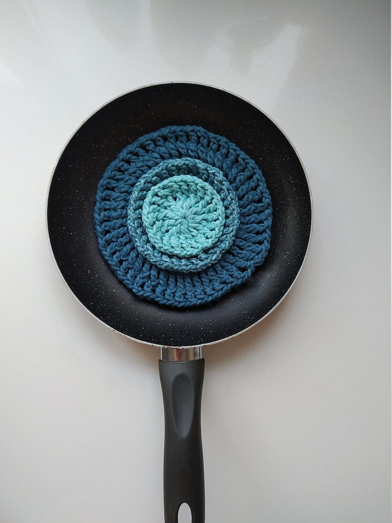Blossom Bliss: Crochet Pan/pot Protector Pattern - Etsy