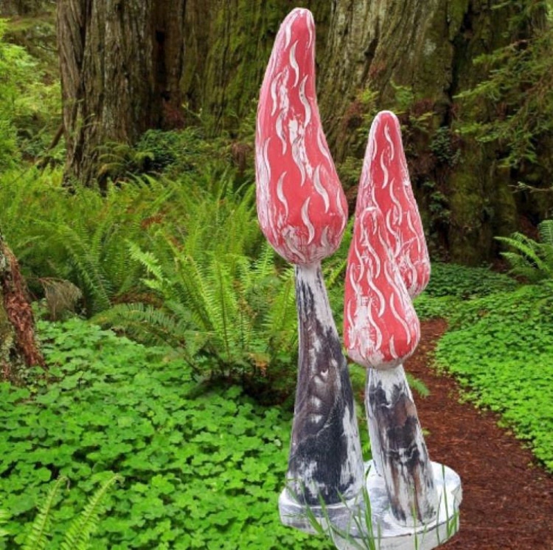 Hand Crafted Red Wooden Toadstools Set With Base Indoor/outdoor Use ...