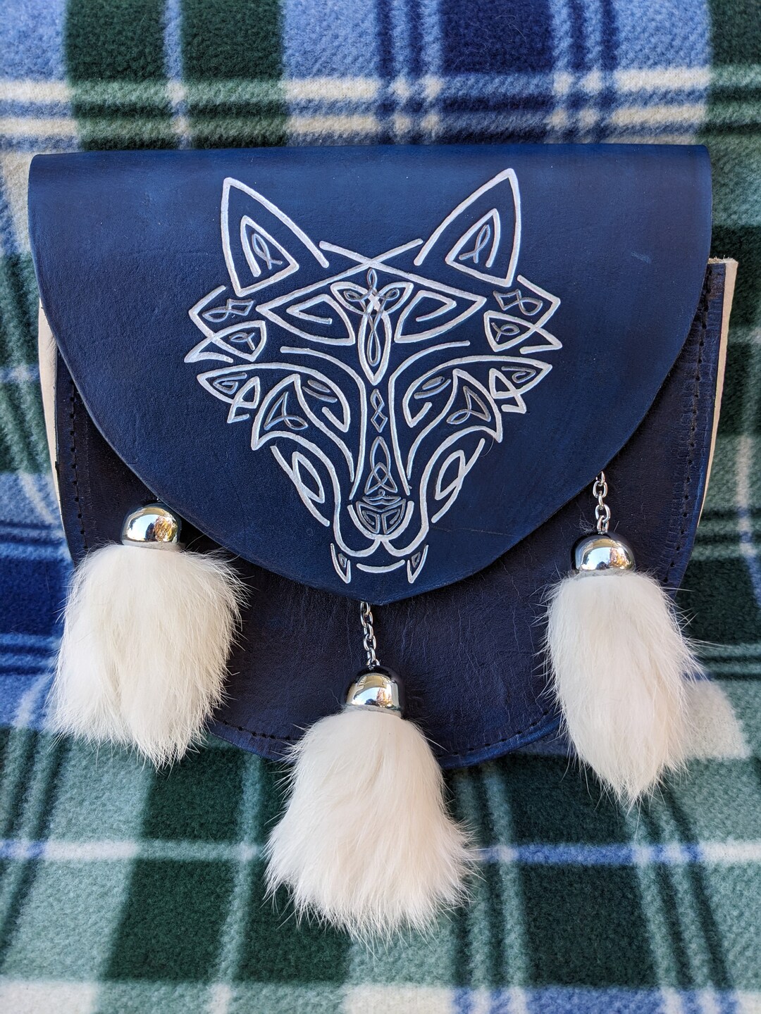 Silver Wolf Leather Sporran With Rabbit Fur Tassels for Kilt - Etsy