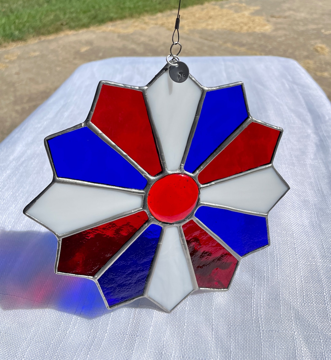 Red, White, & Blue Stained Glass Starburst Suncatcher - Etsy