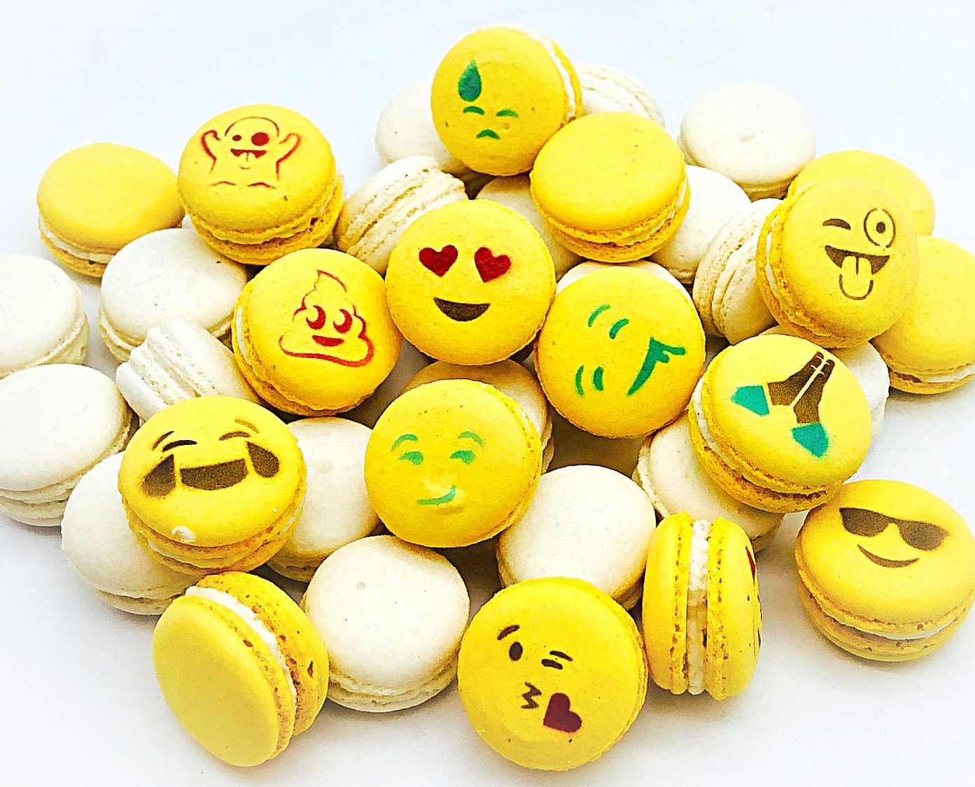 Emoji French Macaron Set Available in 6 or 12 Pack Perfect | Etsy