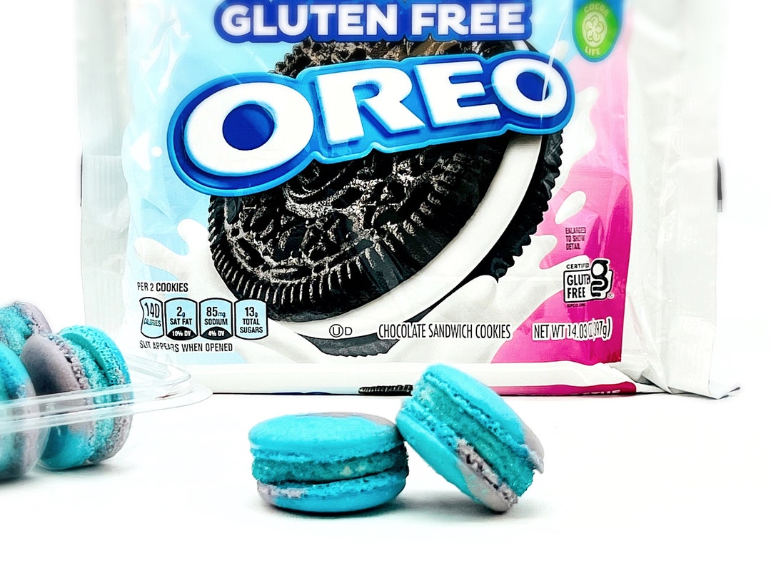 Blue Oreo Macarons| Available in 6, 12 & 24 Pack - Etsy