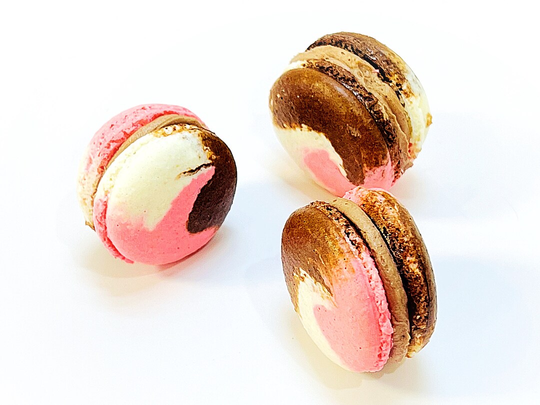 Neapolitan French Macaron | Vanilla - Strawberry - Chocolate ...