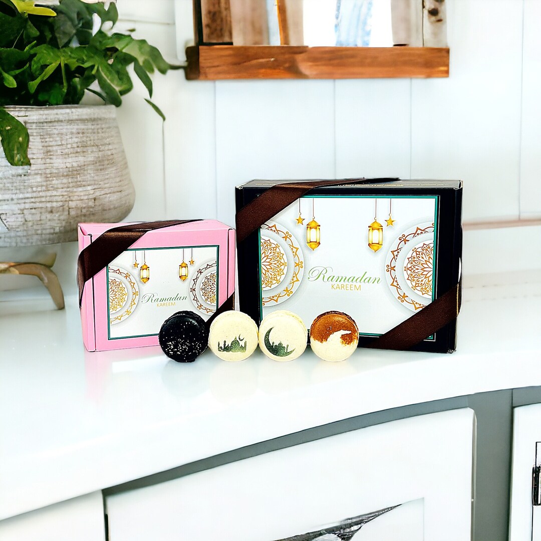 Ramadan Delights: French Macarons to Sweeten Your Celebrations! - Etsy