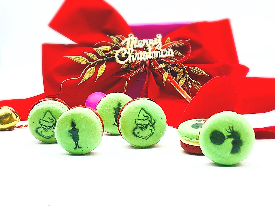 The Grinch Apple Caramel French Macarons - Etsy