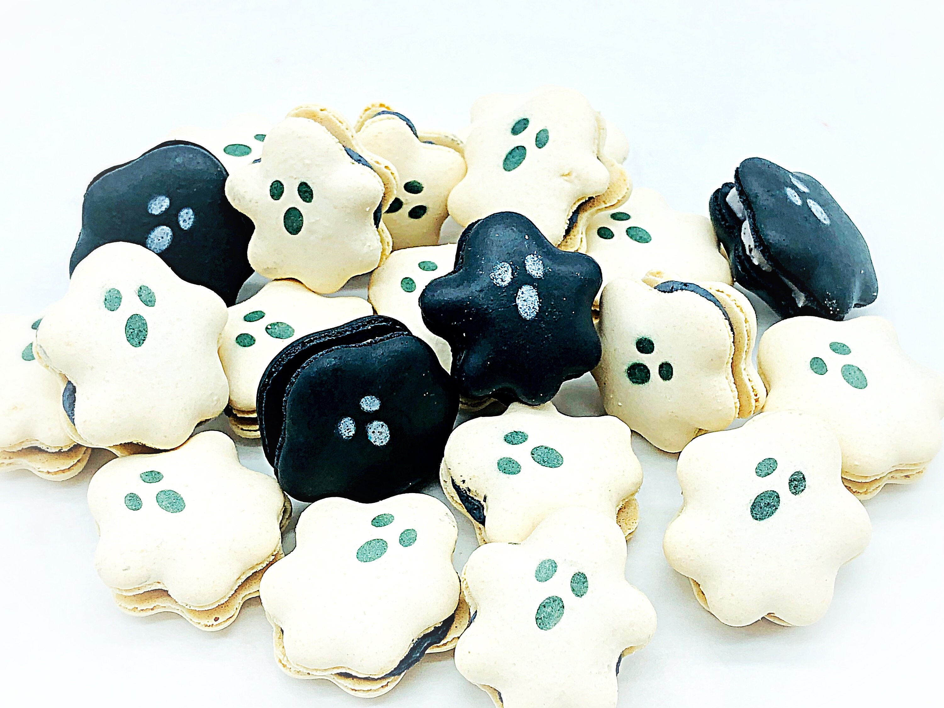 Dark Chocolate Buttercream Ghost Macarons Available in 6 12 | Etsy