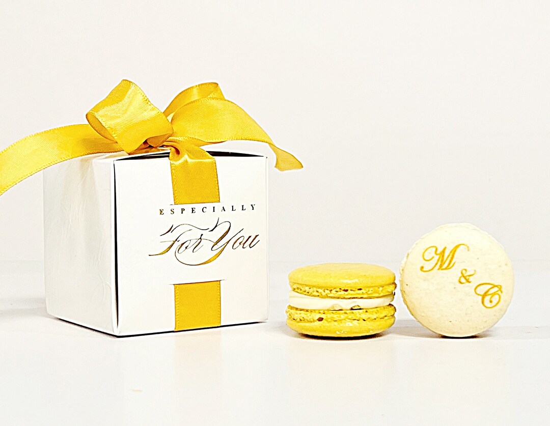 Macaron Souvenir Gift Box | White & Gold | Pick Your Flavors | Ideal ...