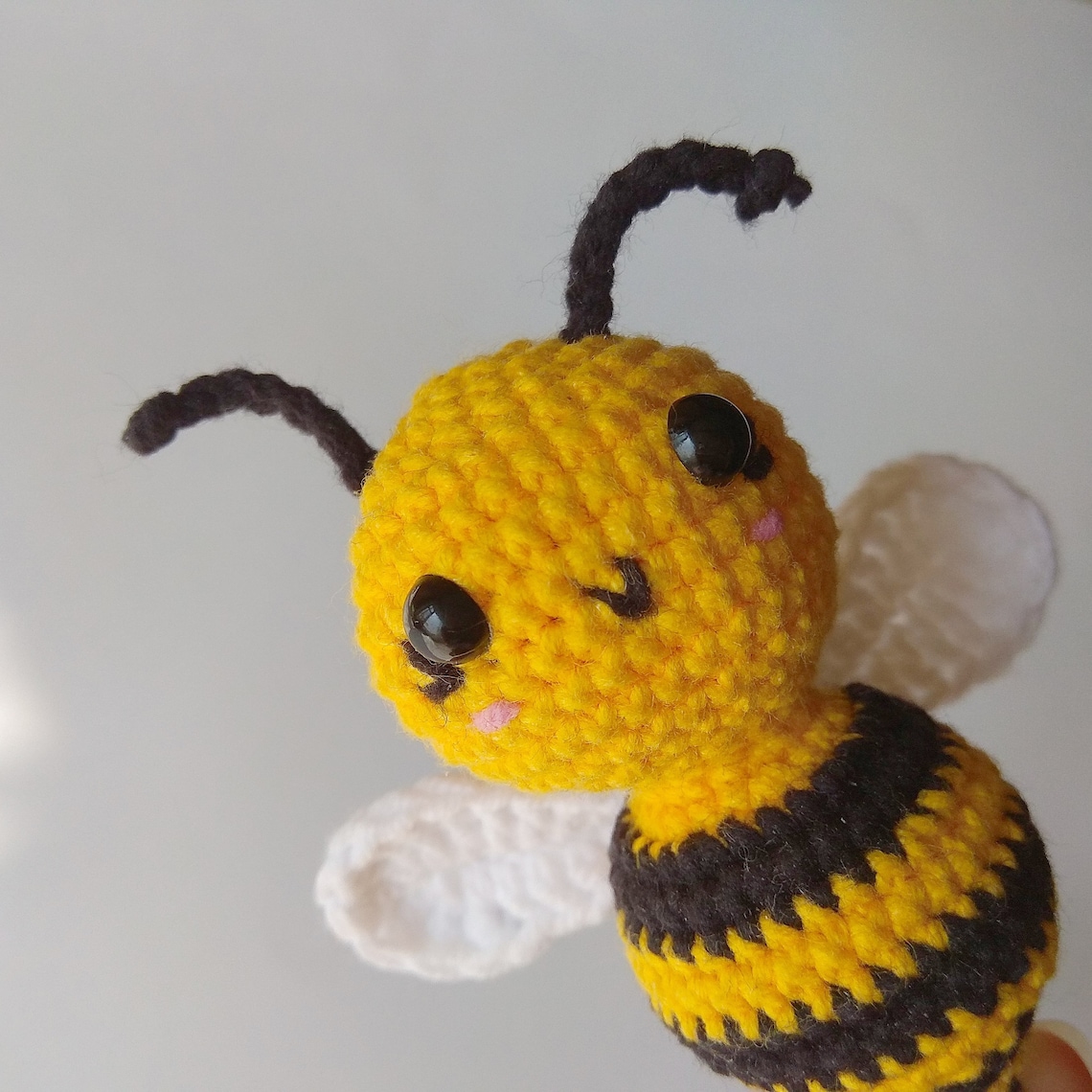 Cute Crochet Bee Pattern Amigurumi Bee Tutorial Crochet - Etsy