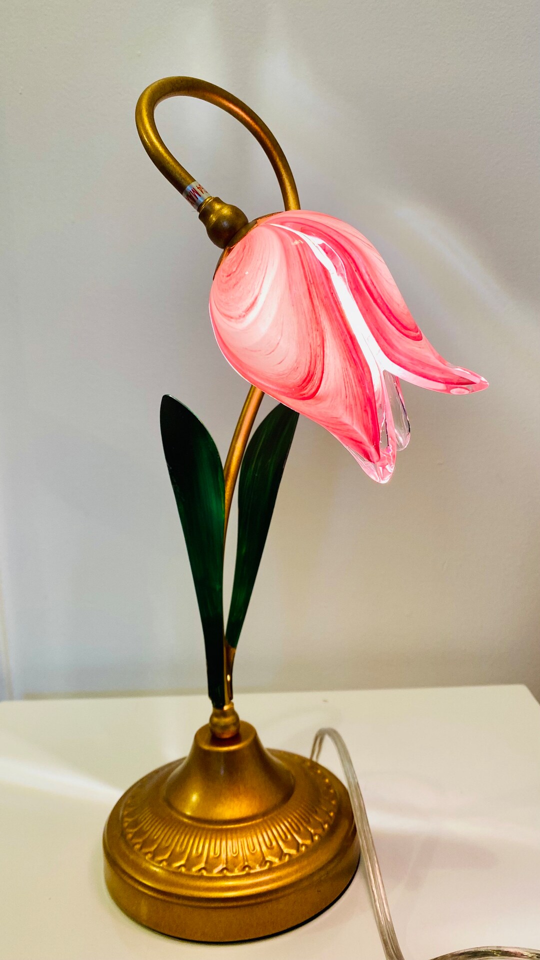 Florensa Artisan Table / Desk Lamp With Handmade Colored Glass of Purple Tulip Flower Lampshade ...