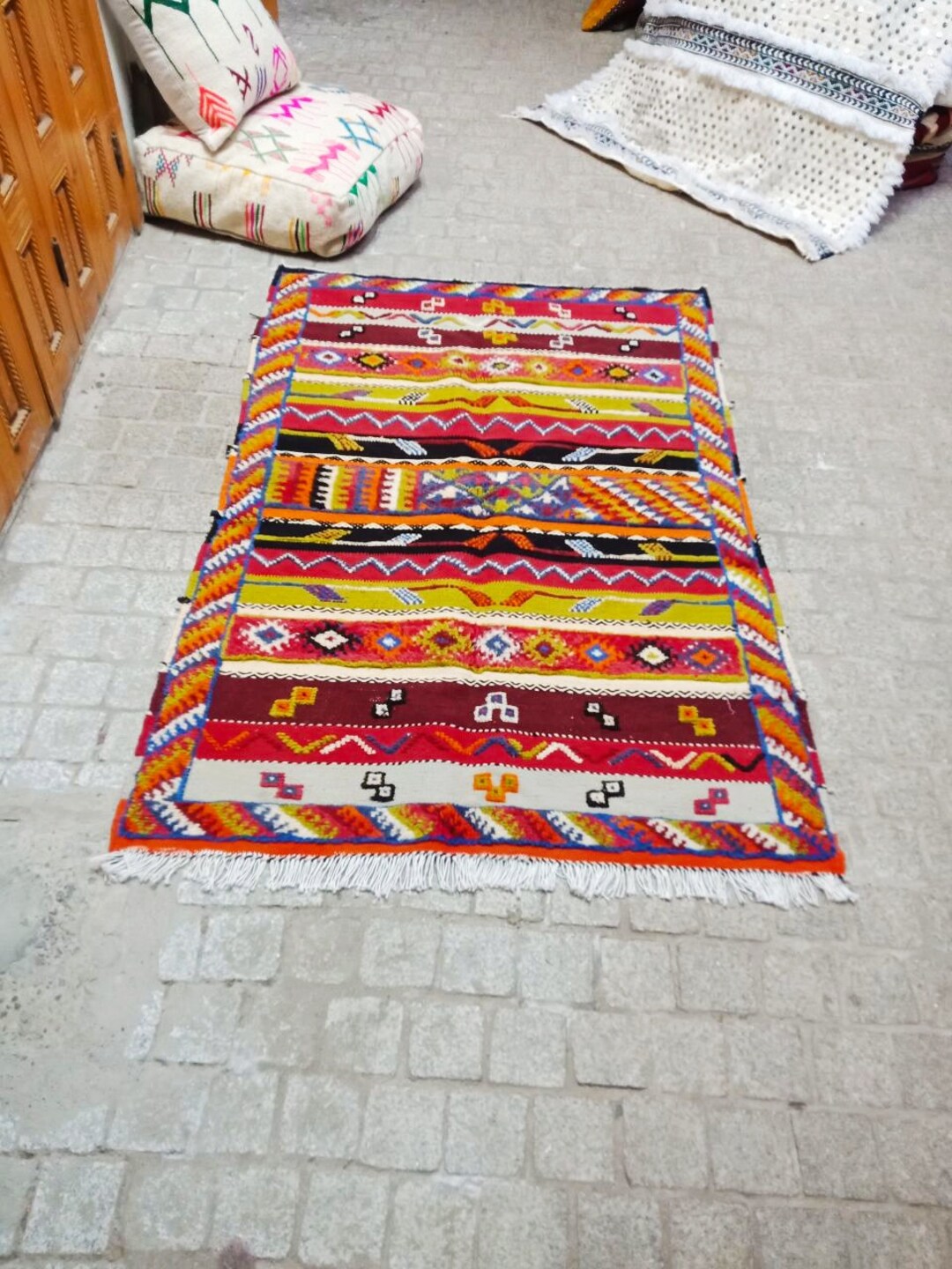 Vintage Glaoui Rug Moroccan Taznakht Rug. Handmade Wool Rug. Authentic ...