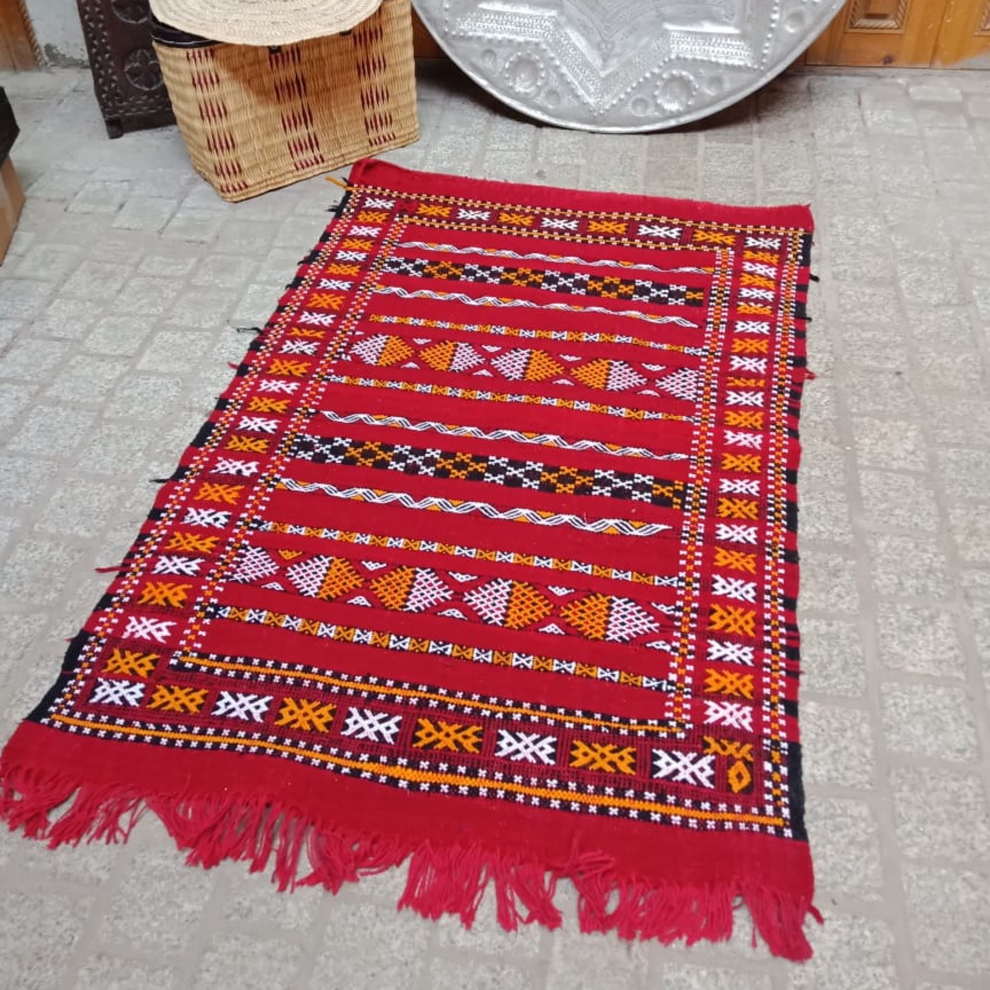 Tapis berbère marocain. Kilim berbère. tapis de laine fait | Etsy