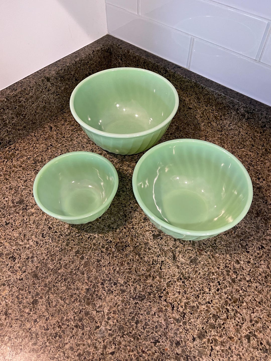 Jadeite Fire King Swirl Nesting Mixing Bowls, 3 Bowls, Vintage Green Nesting Bowls, Excellent ...