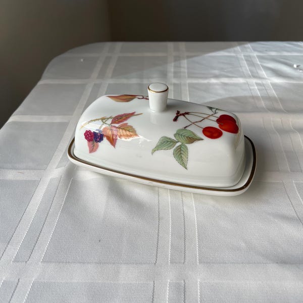 English Butter Dish - Etsy