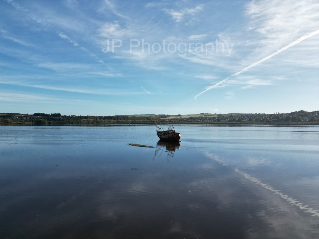 Stranded Boat the River Foyle Derry Northern Ireland A4 Photo Print - Etsy