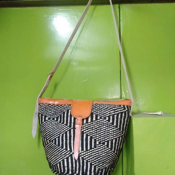 Kiondo - Etsy