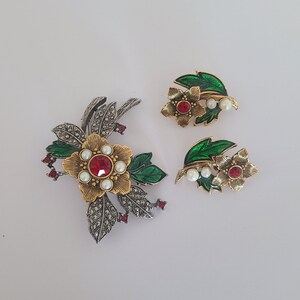 Vintage Avon Floral Set Intricate Brooch and Matching Clip-on Earrings ...