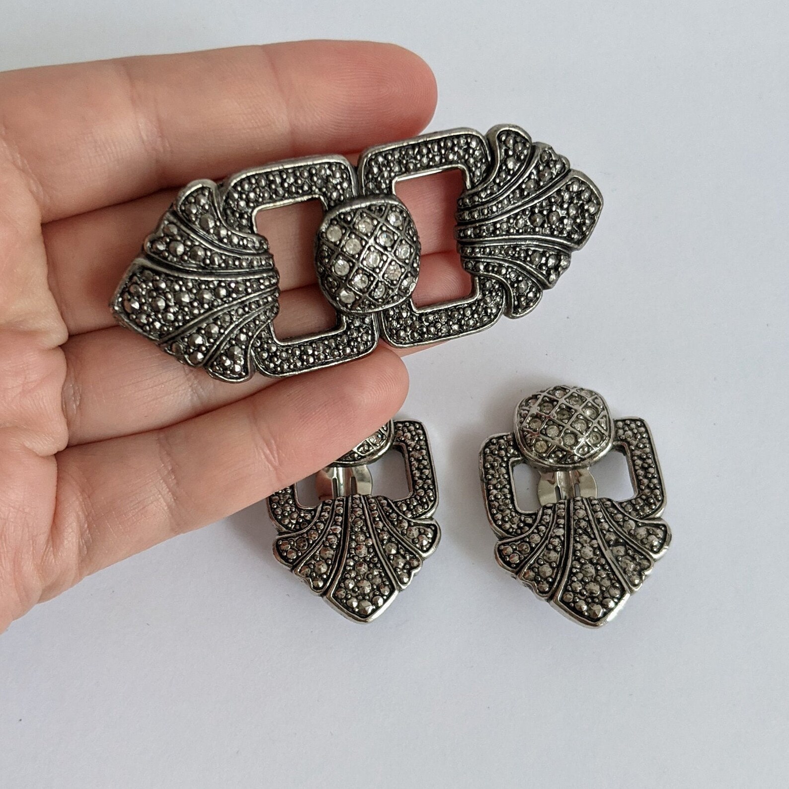 Vintage Avon Set "romance" Set Brooch and Clip-on Earrings - Etsy