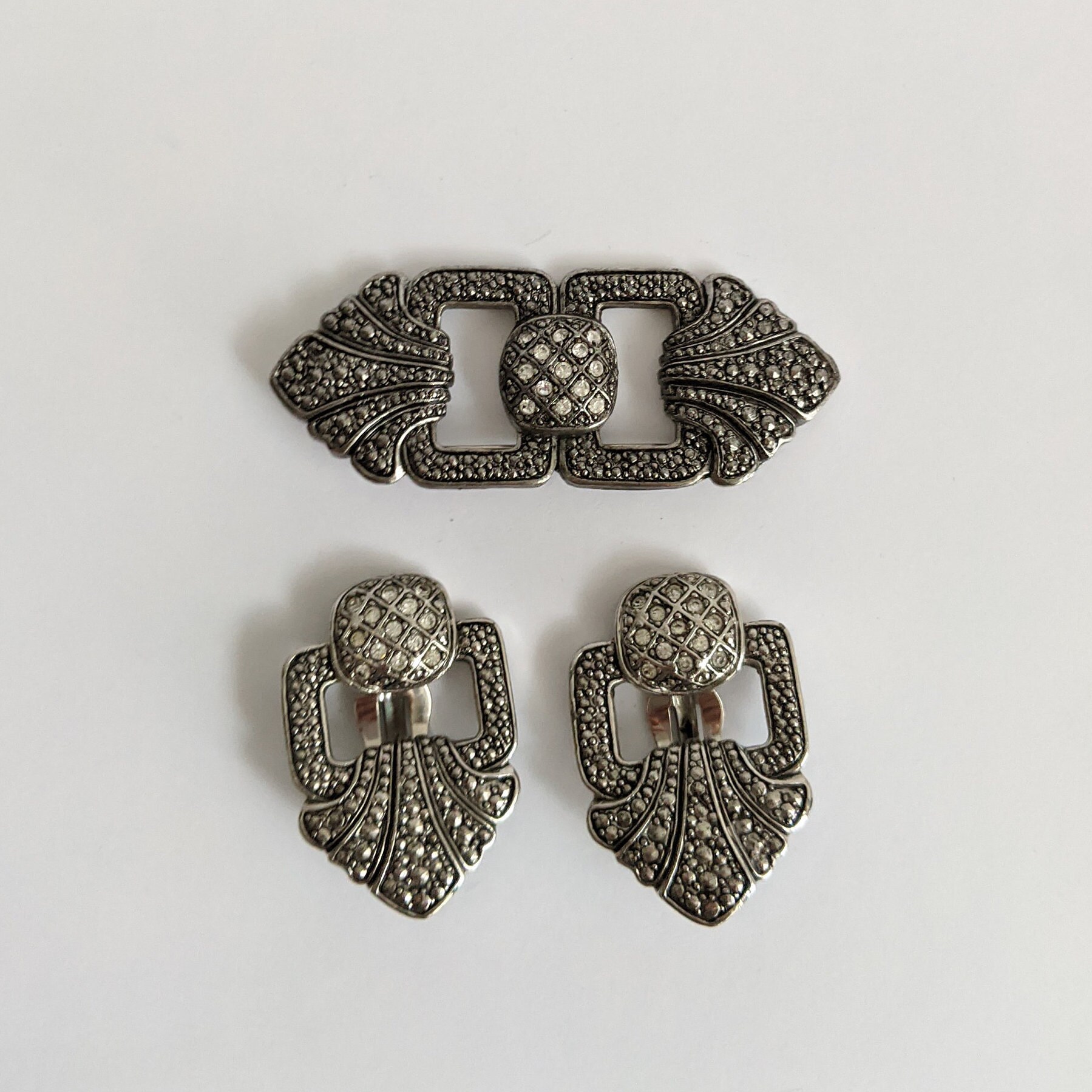 Vintage Avon Set romance Set Brooch and Clip-on Earrings - Etsy