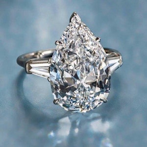 Tear Dropped Diamond Ringthree Diamond Wedding Ring Gorgeous - Etsy