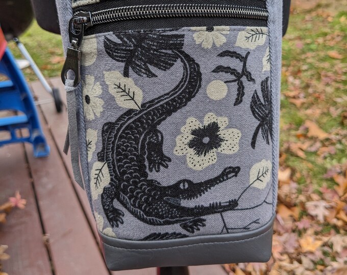 Alligator Water Bottle Sling, H2O to GO, Marine Vinyl Base, Quilting ...