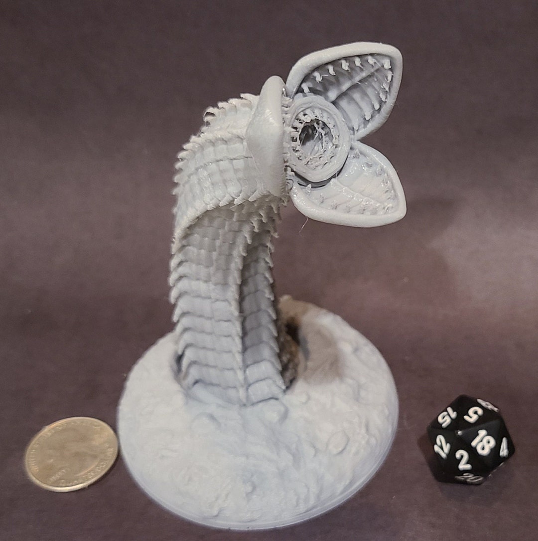 Large Worm 3 Base, Purple Worm for D&D and Pathfinder 28mm Miniature ...