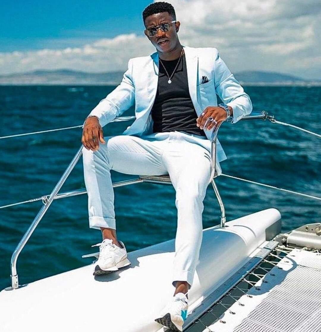 Specialist in Beach Suits Sky Blue Summer Beach Classic Suits Double ...