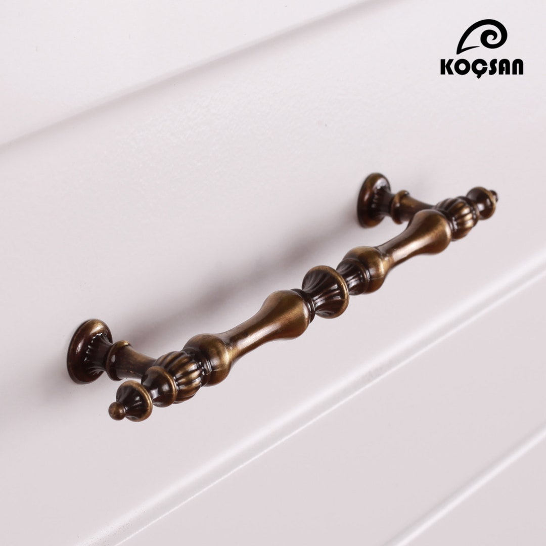 Classic Antique Bronze Cabinet Handles, Cabinet Hardware, Dresser Pulls ...
