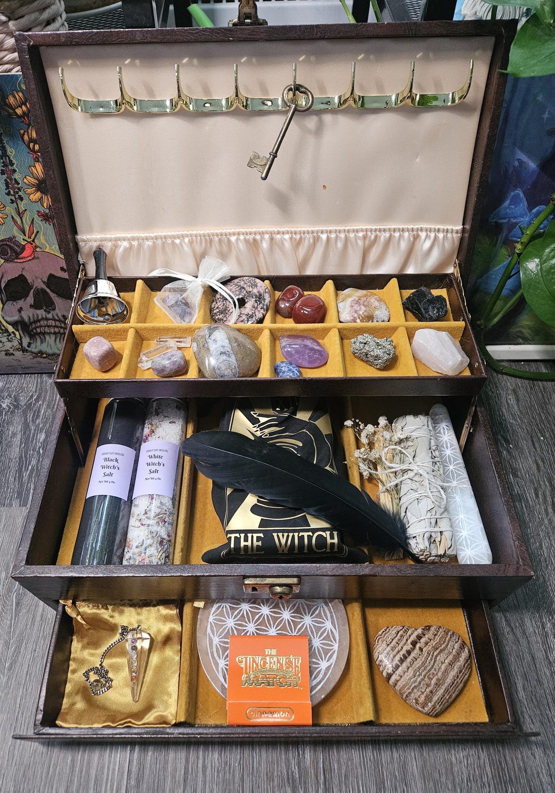 Large Vintage Jewelry Altar Box, Hidden Altar for Witch, Spiritual ...
