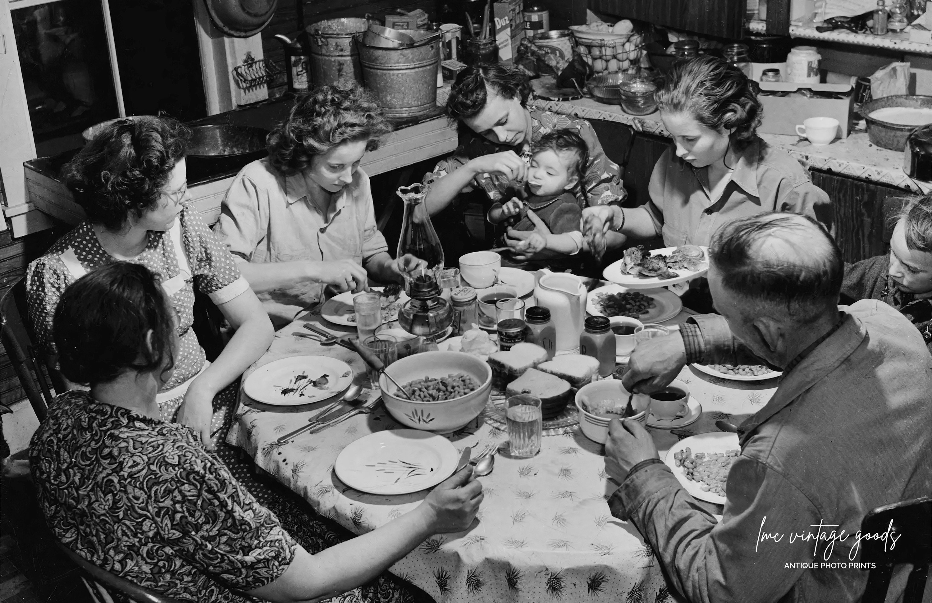 Family at Dinner Table Photo Print | 1940s Family Meal Supper Americana ...