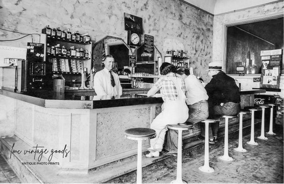 1930s Vintage Bar Scene Photo Print Bar Cart Decor Speakeasy - Etsy