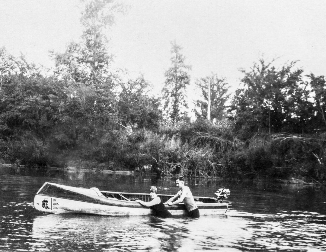 1920s Couple Motorboat Print | Vintage Black and White Photography - Etsy