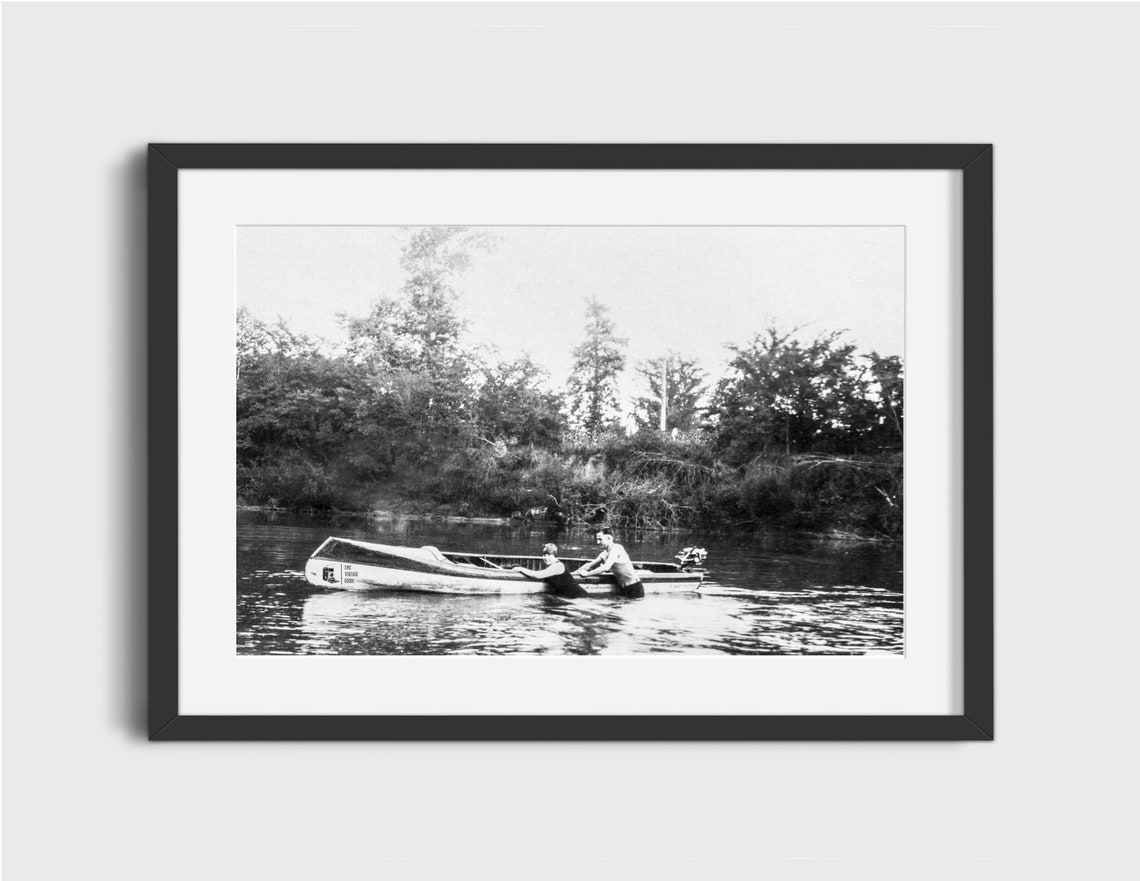 1920s Couple Motorboat Print | Vintage Black and White Photography - Etsy