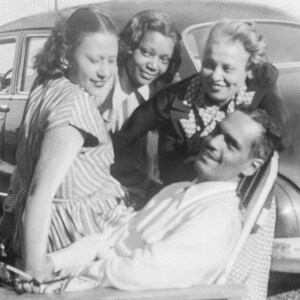 1950s Ladies Man With Adoring Women Photo | Vintage Black Americana ...