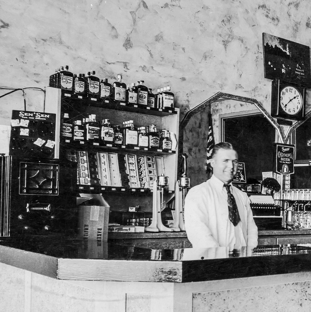 1930s Vintage Bar Scene Photo Print Bar Cart Decor Speakeasy Black ...