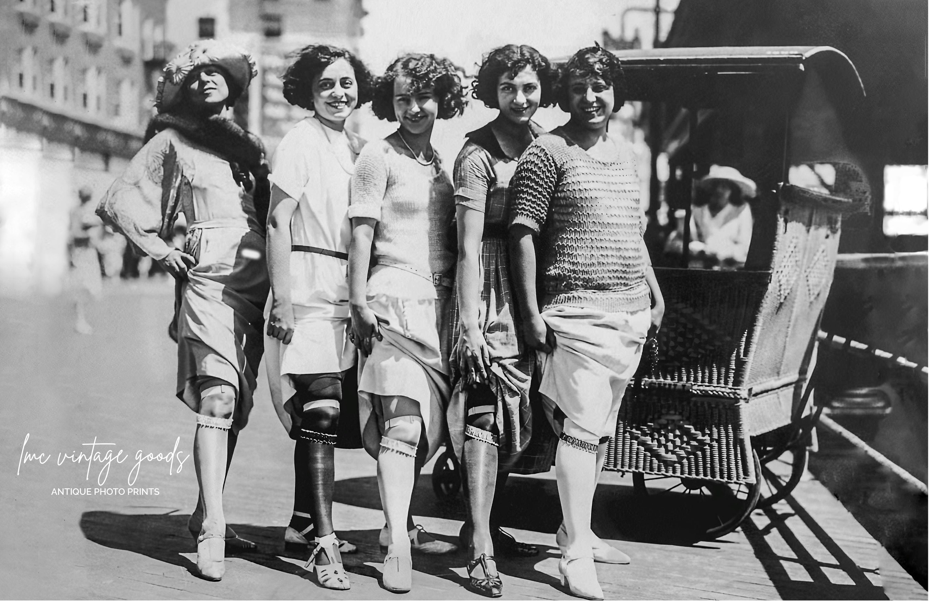 Roaring 20s Flappers