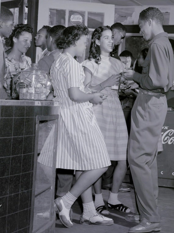 1940s Teenagers