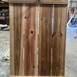 Handcrafted Cedar Wreath Making Easel: Customizable 40"x30" Craft ...