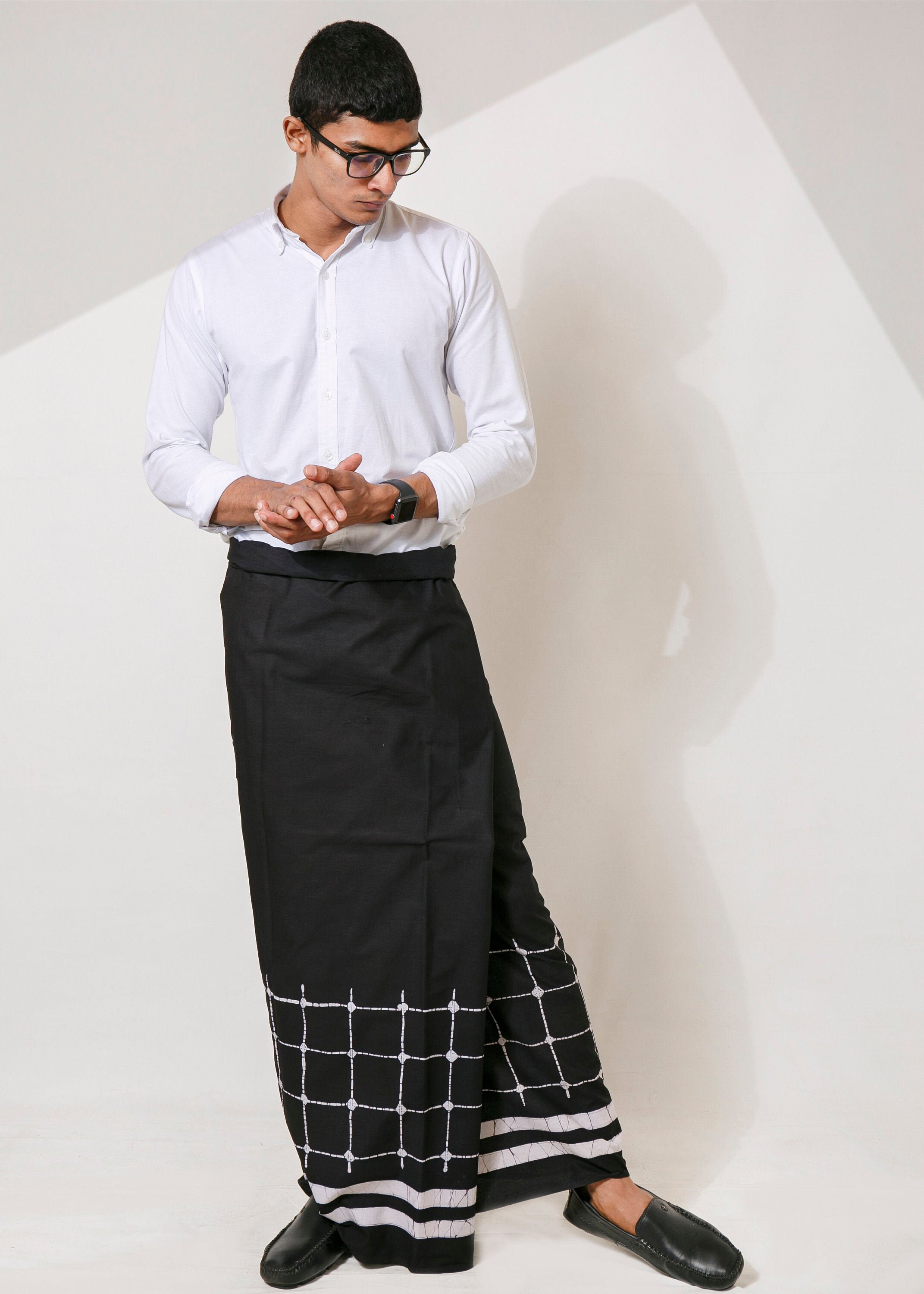 Batik Sarong Longyi Malong Unisex One Size Handmade Black Blue Sarong ...