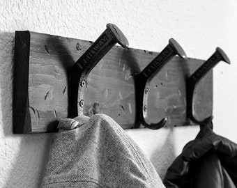 47 5 Hook Rustic Reclaimed Wood Wall Mounted Towel Rack, Bath Towel ...