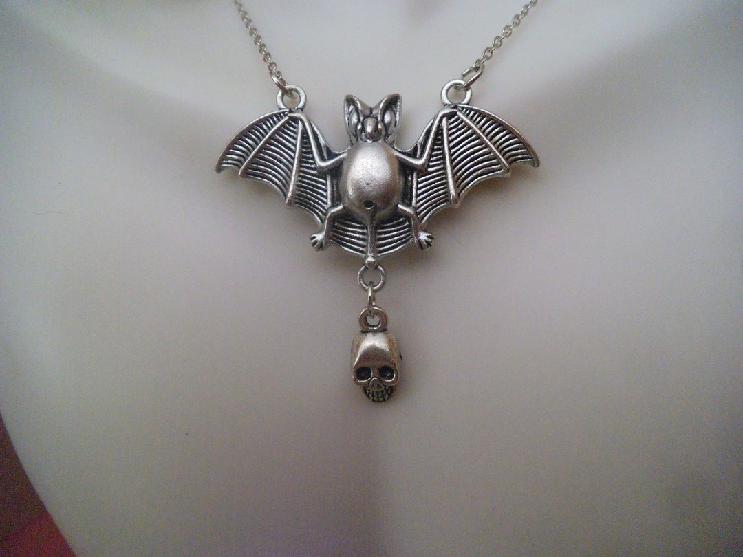 Vampire Bat, Devil Heart, Pendants - Etsy