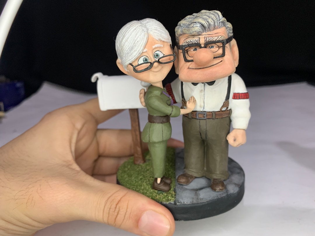Carl and Ellie Fredricksen / up Movie / Sculpture /disney - Etsy