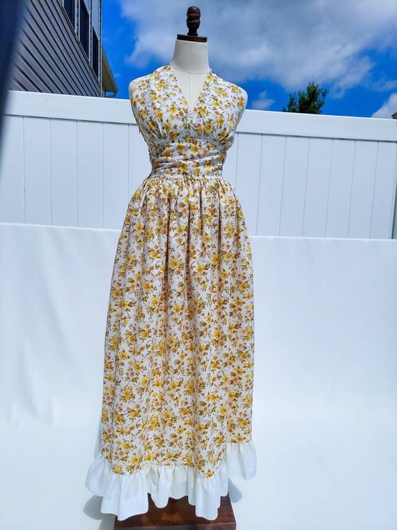 Maxi Cottage core Frill Sun Dress / Upcycled Pequot V… - Gem