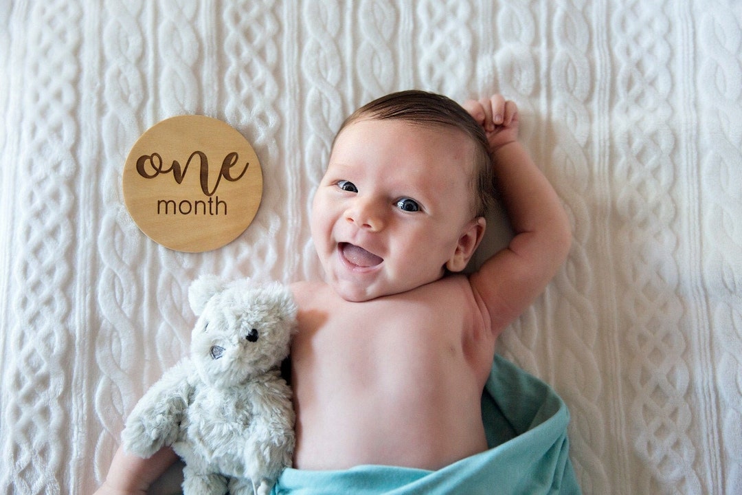 Baby Milestones | Wood Circles | Simple | Modern Look | Gift | Baby ...